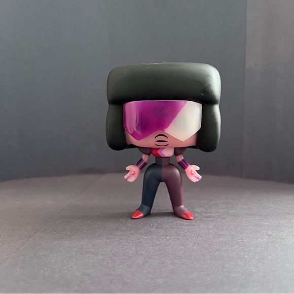 Funko | Other | Funko Pop Steven Universe Garnet Glow | Poshmark